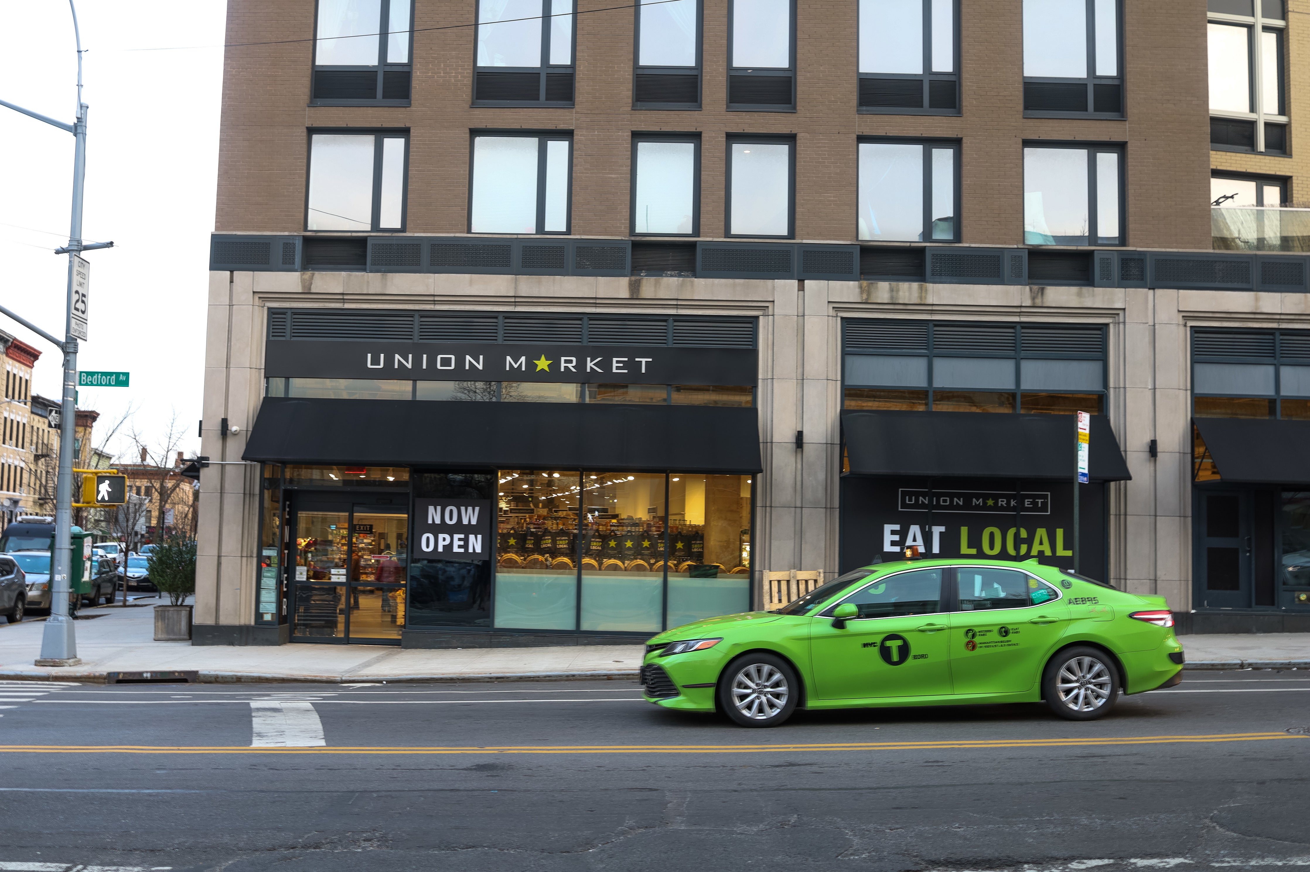 UD1000 | Union Market Brooklyn, NY – Lumux Lighting